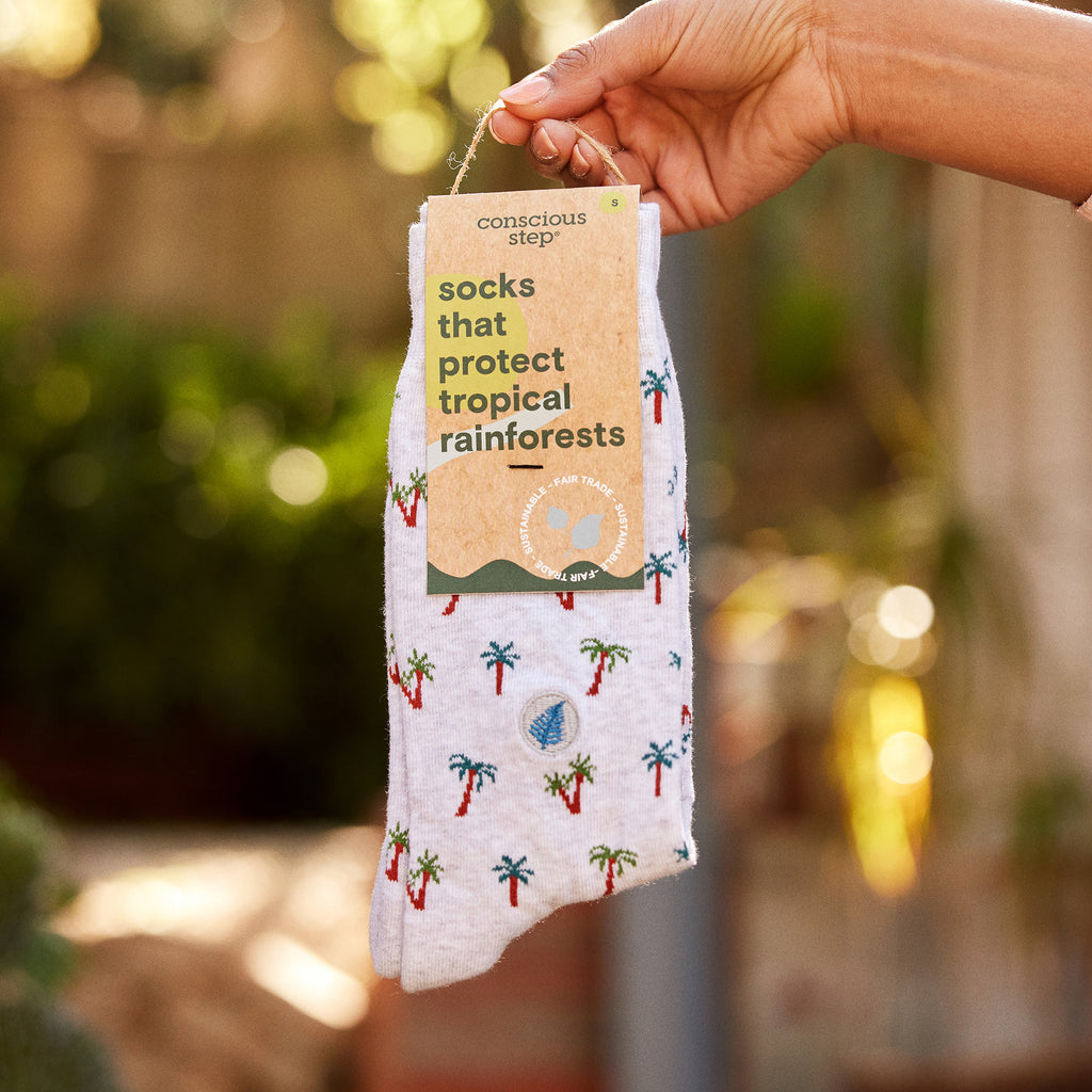 Socks That Protect Tropical Rainforests - Windy Palm Trees | Conscious Step